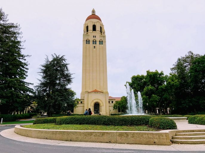 Conheça Stanford, uma das melhores universidades do mundo