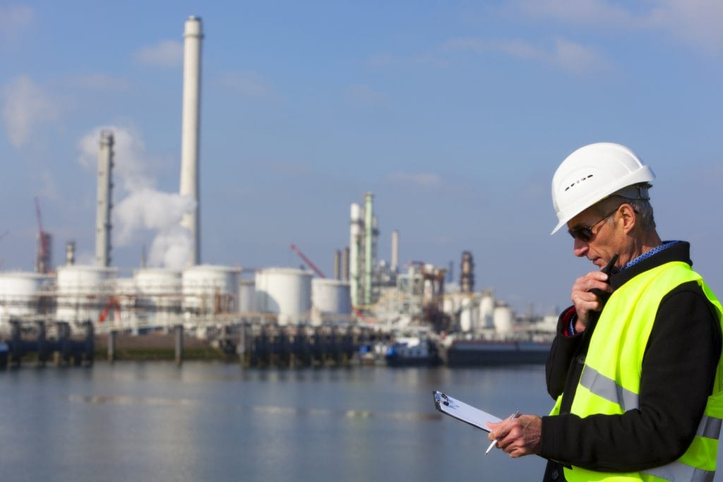 O que são os condutores Fase, Neutro e Terra e qual a função?