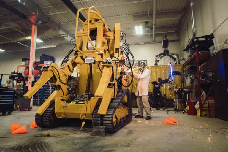 Power Loader da Hacksmith: O Exoesqueleto 'Alien' Real