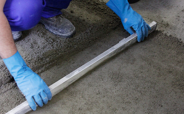 Como executar contrapiso em obras de construção civil?