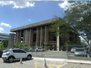 Brutalismo: Controvérsias e História